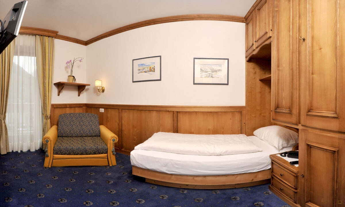 Comfortable Rooms in Selva di Val Gardena | Dolomites View Hotel Europa ...